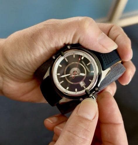 Couronne de montre : rôle, types, innovations | CHEVAL FRERES